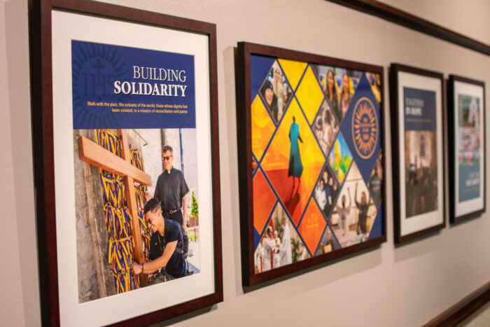 Photo gallery: Ignatian Year wall dedication | Marquette Today