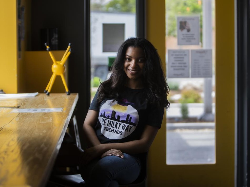 Alumna, visiting instructor Nadiyah Johnson named to Milwaukee Business ...