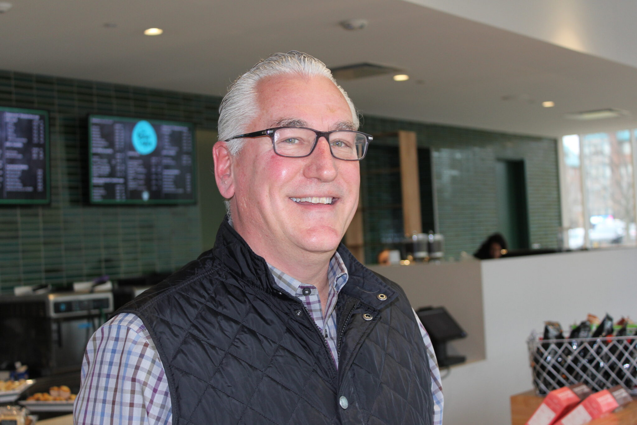 Executive-in-Residence Mark Naidicz helps Marquette Business students carve out career paths ...