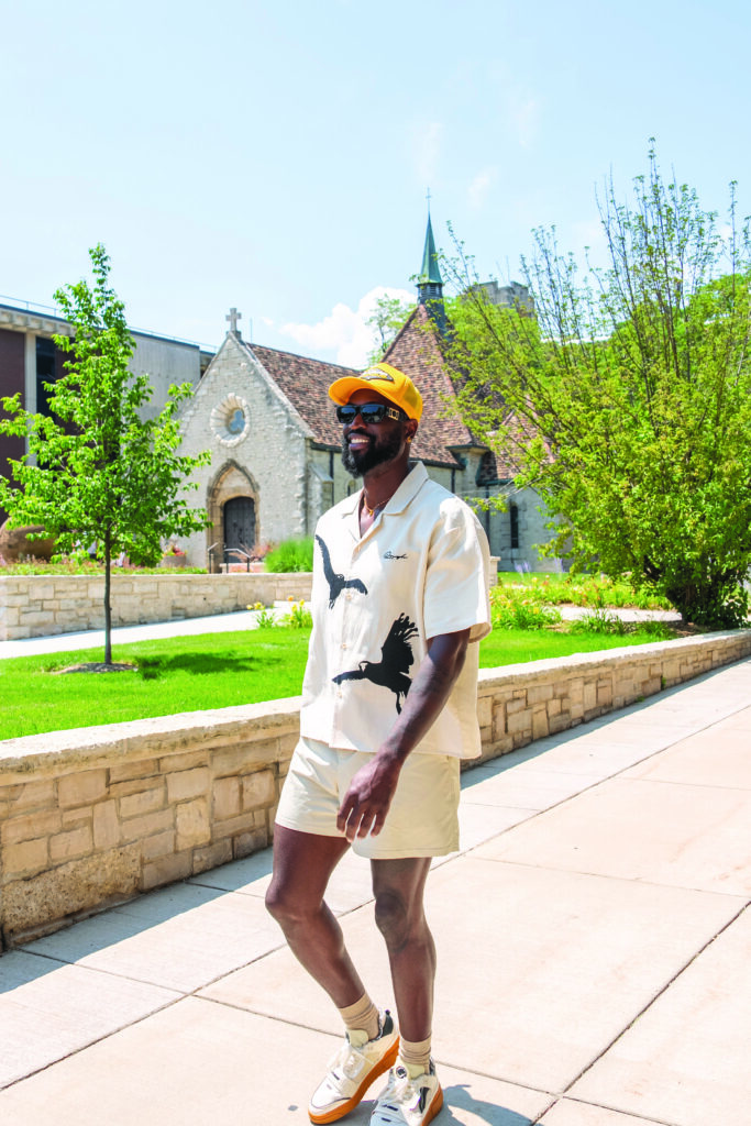 Photo gallery: Dwyane Wade visits Tragil Wade-Johnson Summer Reading ...