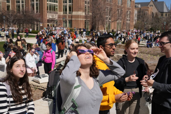 Photo gallery: Solar eclipse on campus | Marquette Today