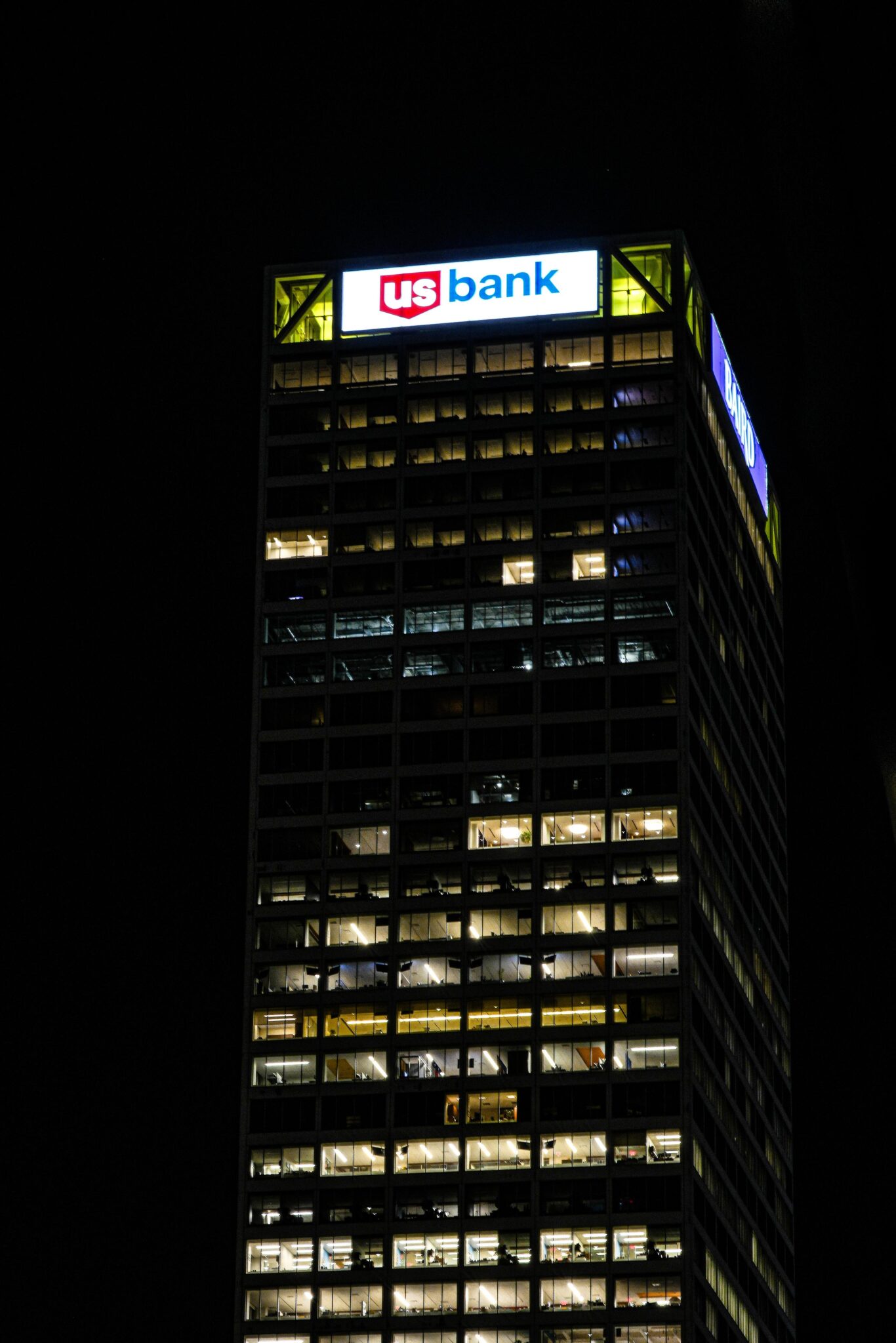 Marquette remembers the life of President Michael R. Lovell | Marquette ...