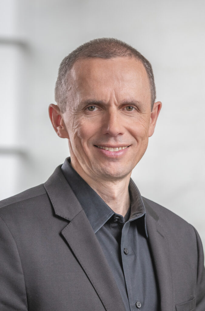 Finance professor offers unique perspective on student success as ...