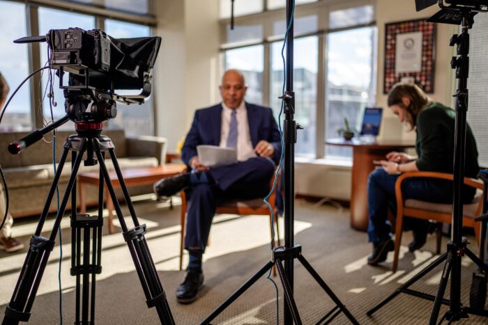 Photo gallery: President Kimo Ah Yun's first day | Marquette Today