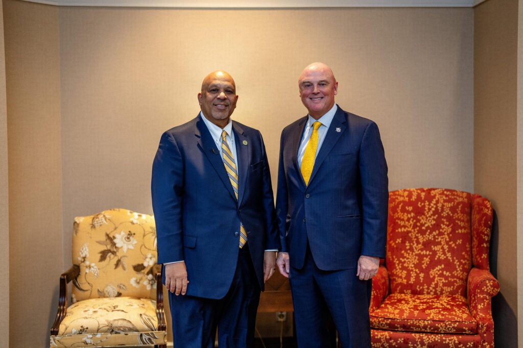 Photo gallery: President Kimo Ah Yun's first day | Marquette Today