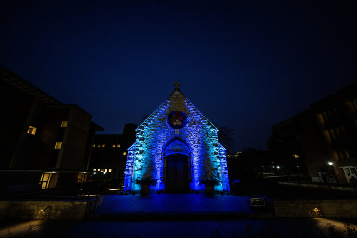 Photo gallery: university Christmas tree lighting | Marquette Today