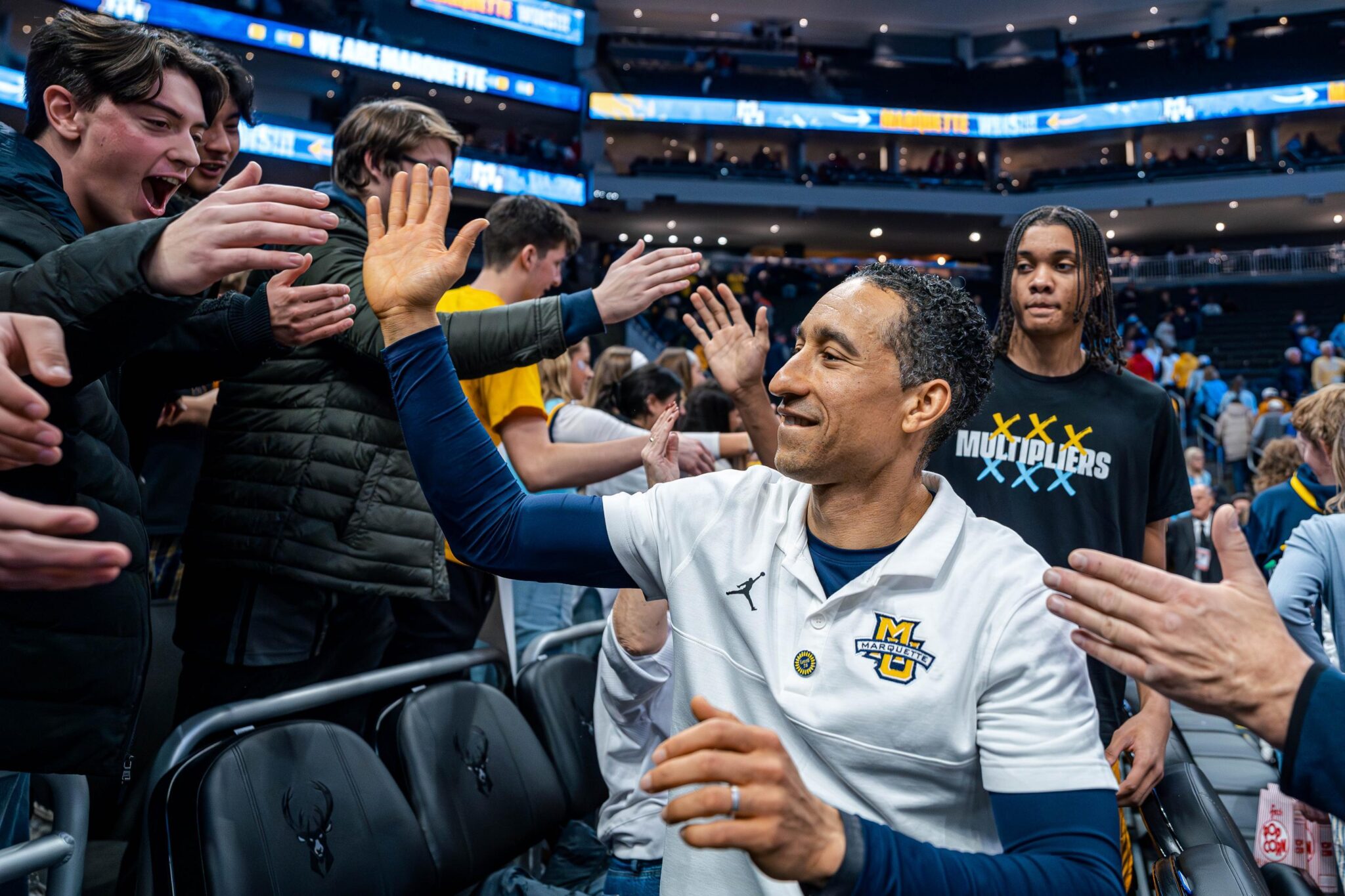 Men’s Basketball Coach Shaka Smart talks ‘Our Way’: How Marquette ...