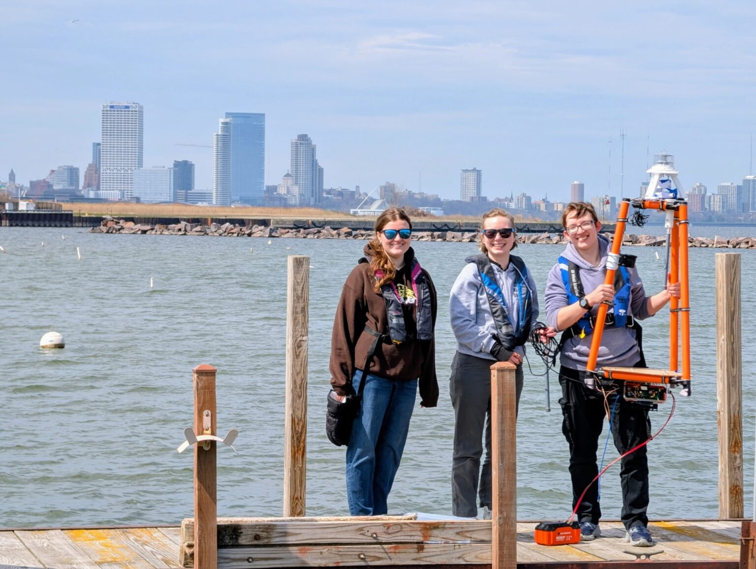 Anchored in data: Engineering students bring new life to Lake Michigan ...